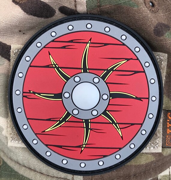 Collectibles Memorabilia Viking Queen Lagertha pvc shield with hook and ...