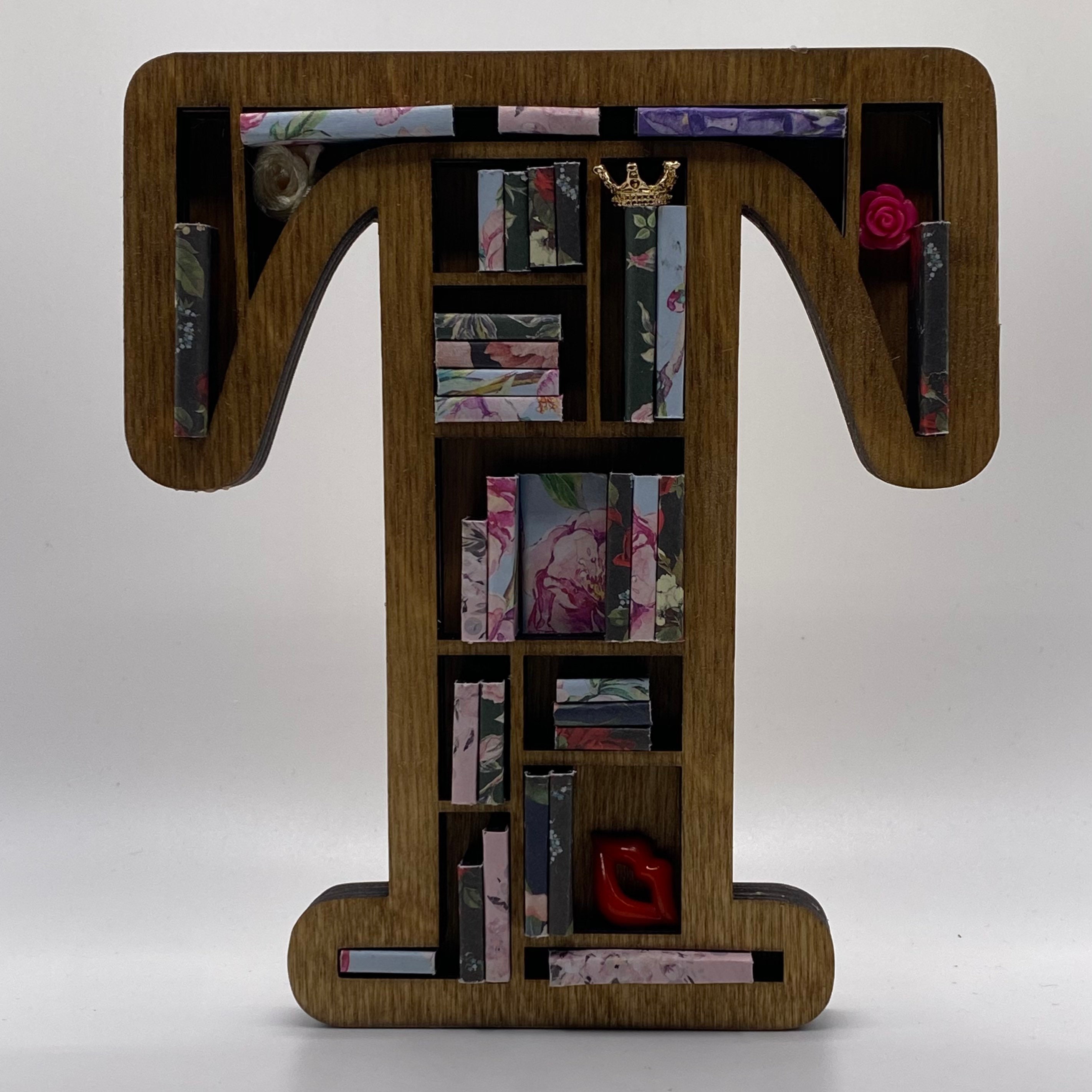 Book Nook Letter T, DIY Book Nook, Book Lover Gift, Book Nook Kit ...