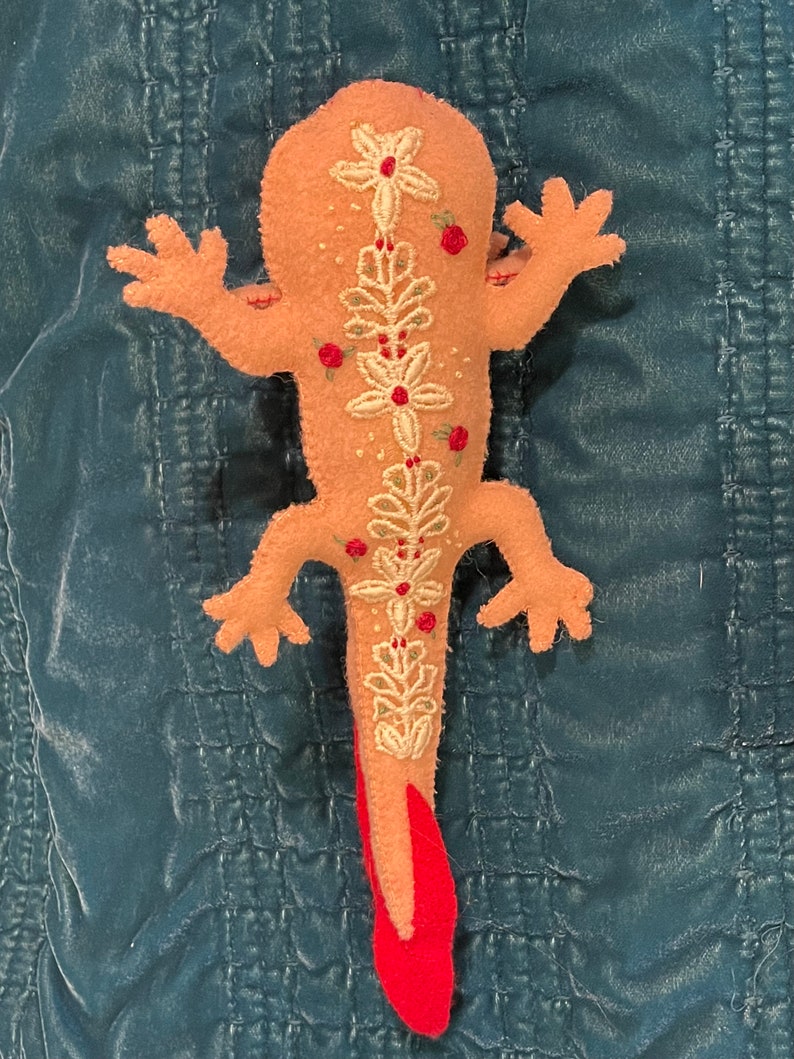 Axolotl Rose Felt Animal PATTERN - Etsy