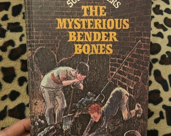 The Mysterious Bender Bones, by Susan Meyers, 1970 HB - Etsy