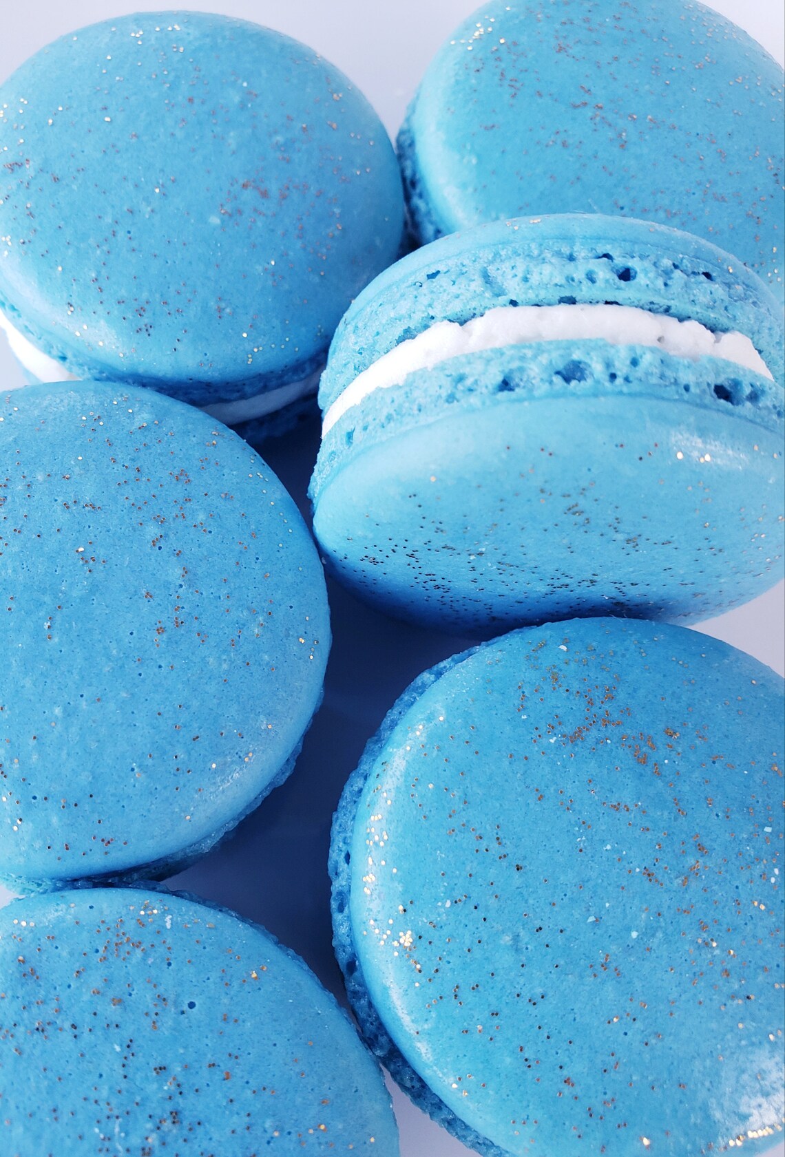 12 Baby Blue Color Madagascar Bourbon Vanilla Macarons Gold - Etsy