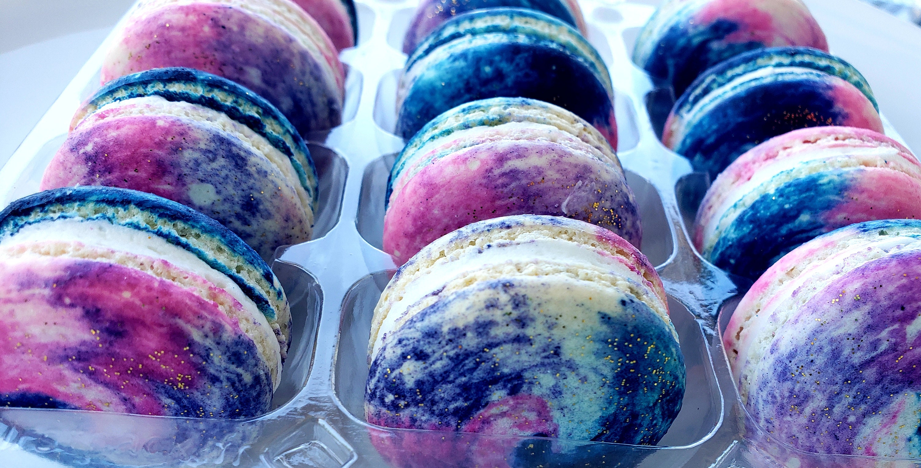 12 Galaxy Space French Macarons With Gold Sparklesglutenfree | Etsy