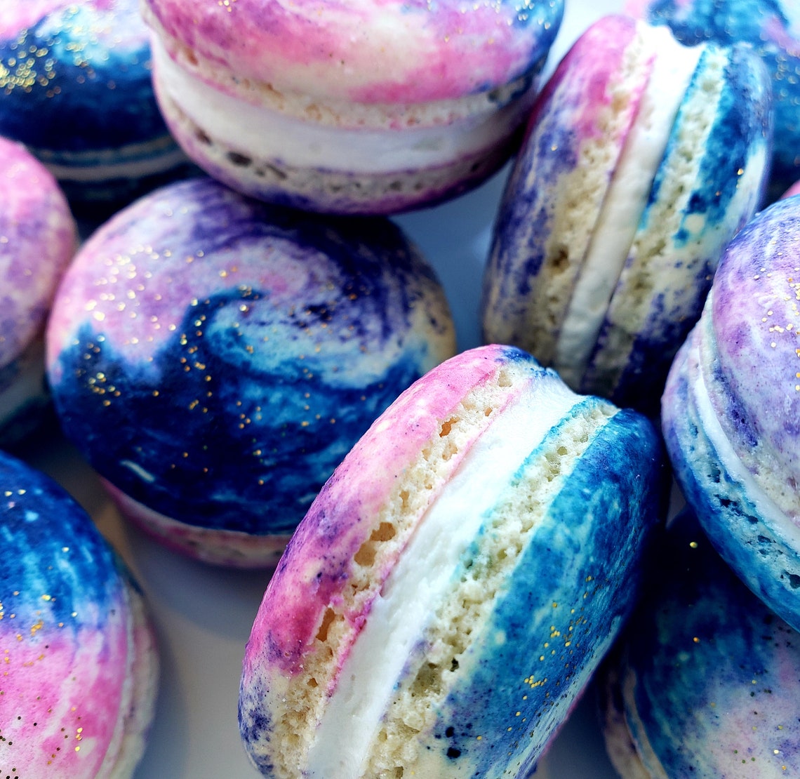 12 Galaxy Space French Macarons With Gold Sparklesglutenfree | Etsy