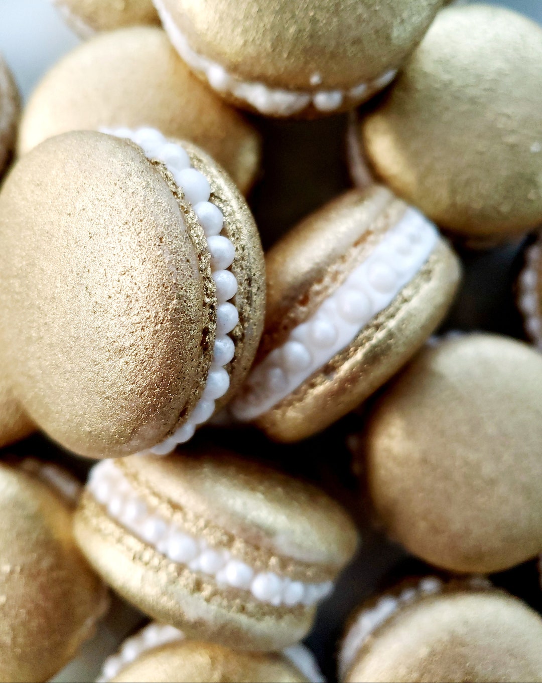 12 Gold French Macarons With Pearls,gold Splash,baby Shower,wedding ...
