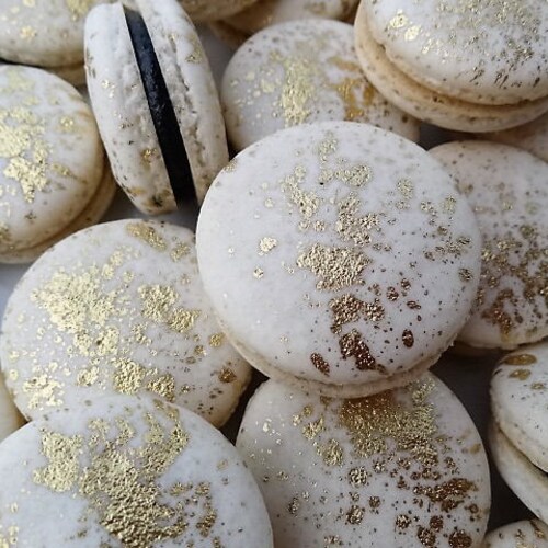 12 Silver Brushed French Macarons-gold Splash Baby Shower | Etsy