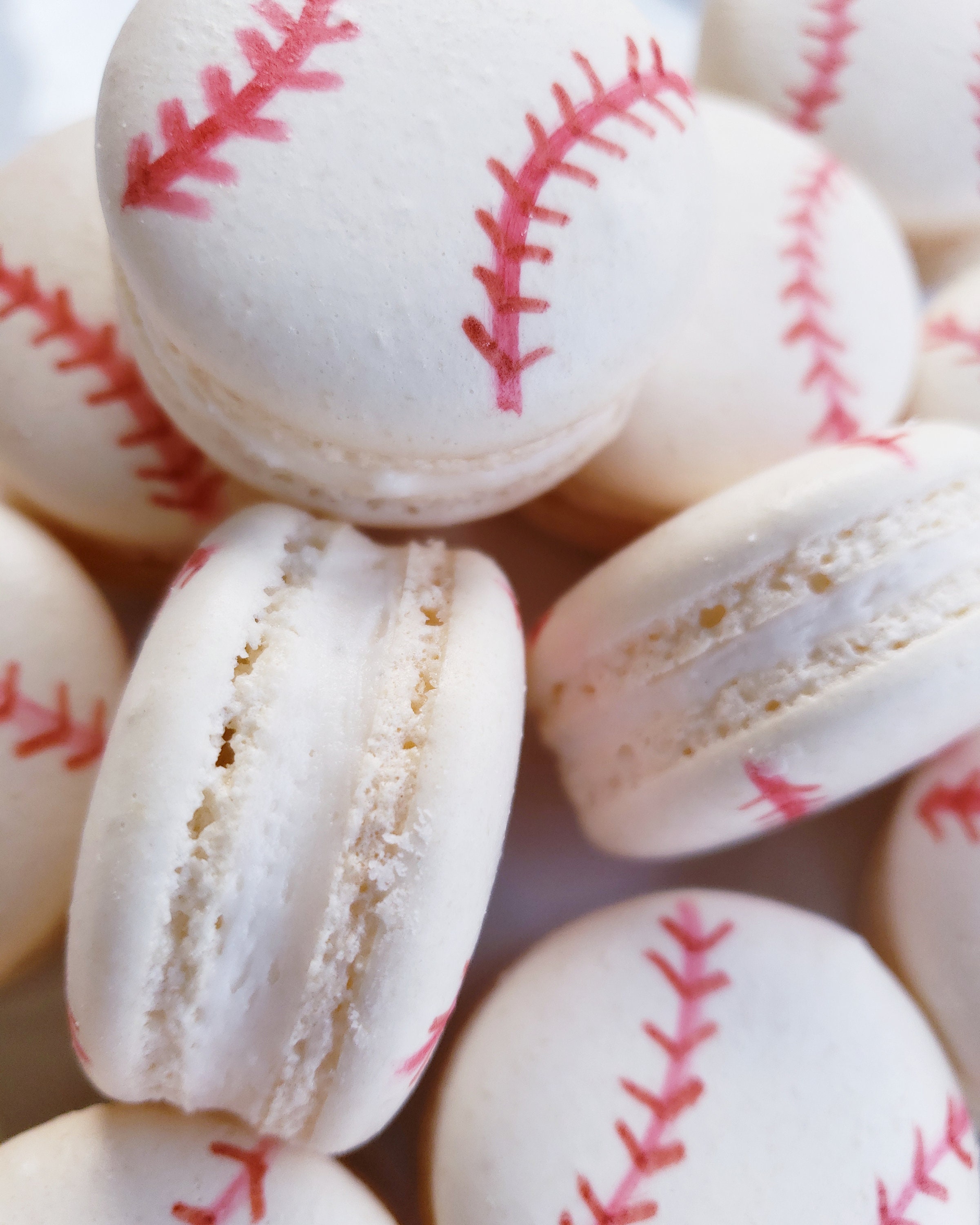 12 Baseball vanilla French Macarons-sport ball cookiesbaby | Etsy