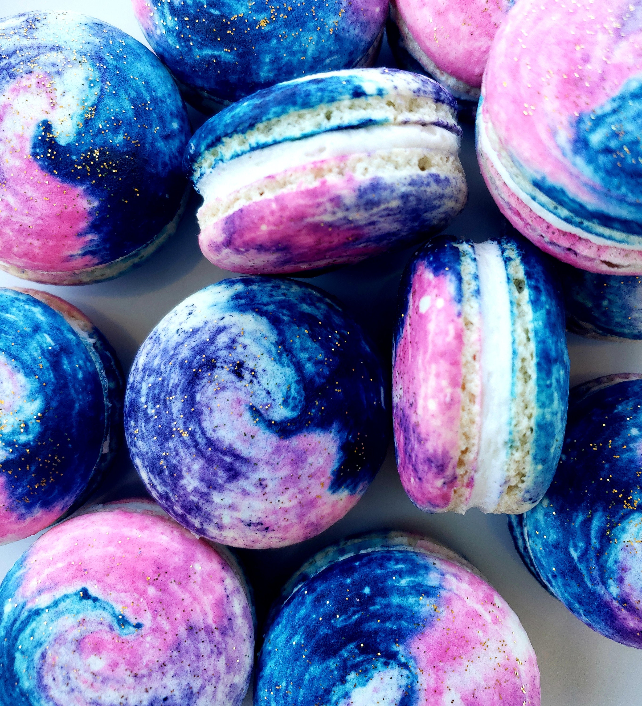 12 Galaxy Space French Macarons With Gold Sparklesglutenfree | Etsy