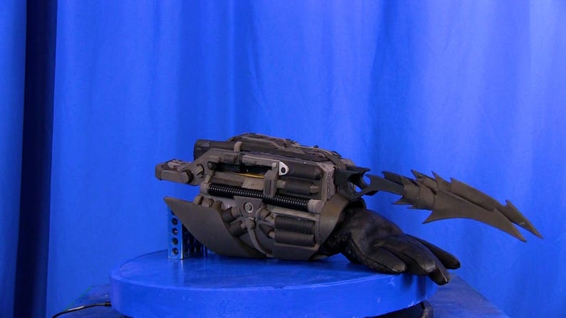 Predator Wrist Blade Gauntlet Template Pattern - Etsy Canada