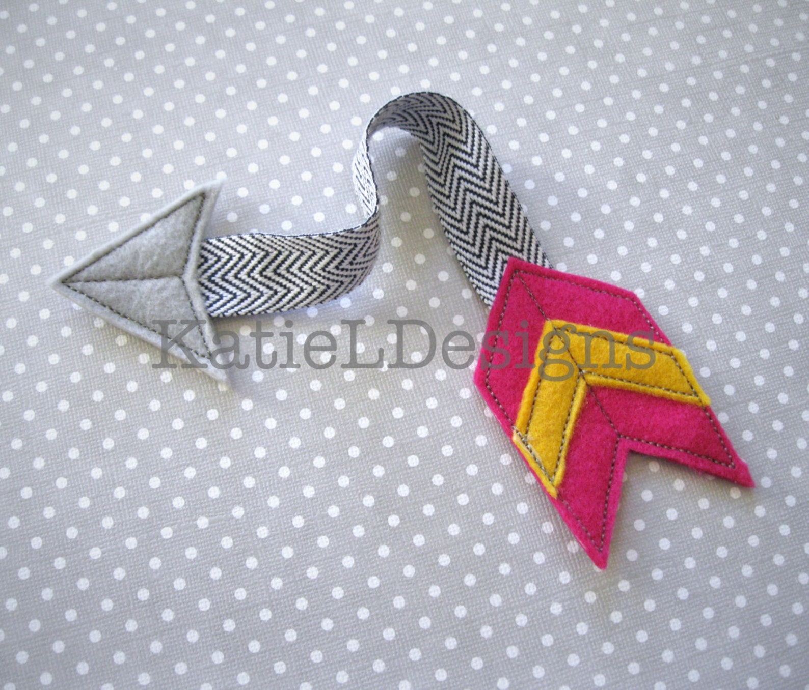 ITH Arrow Bookmark Machine Embroidery Design Pattern Download - Etsy