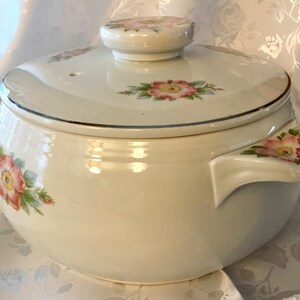Vintage Hall's Superior Quality Kitchenware "rose White #658" Casserole ...