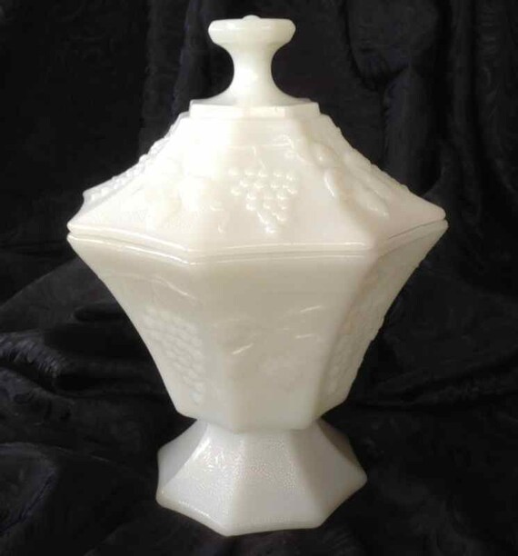 Vintage Anchor Hocking Covered Octagonal Candy Dish Made in | Etsy