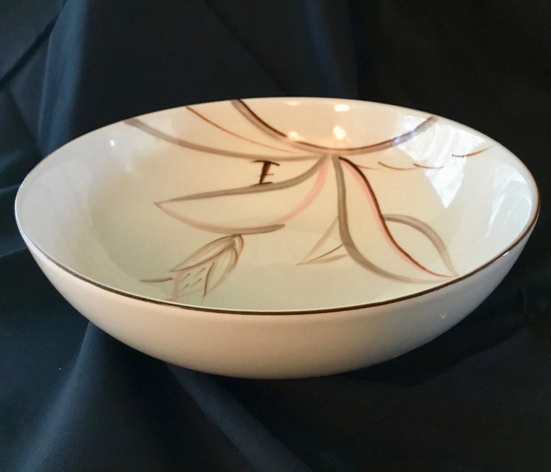 Vintage Winfield Pottery Company "dragon Flower" 9.25" Round Vegetable ...