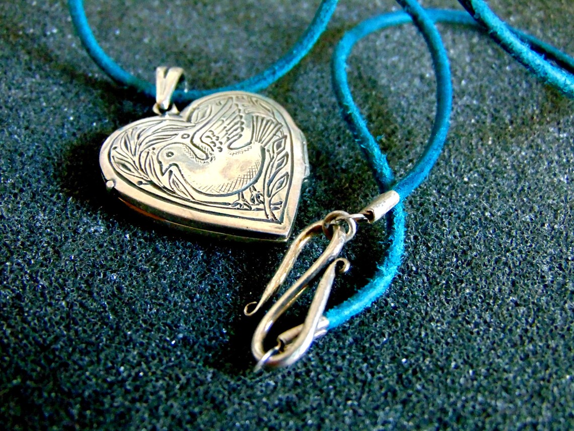 Stunning Sterling Silver Heart Locket-engraved Silver 925 - Etsy