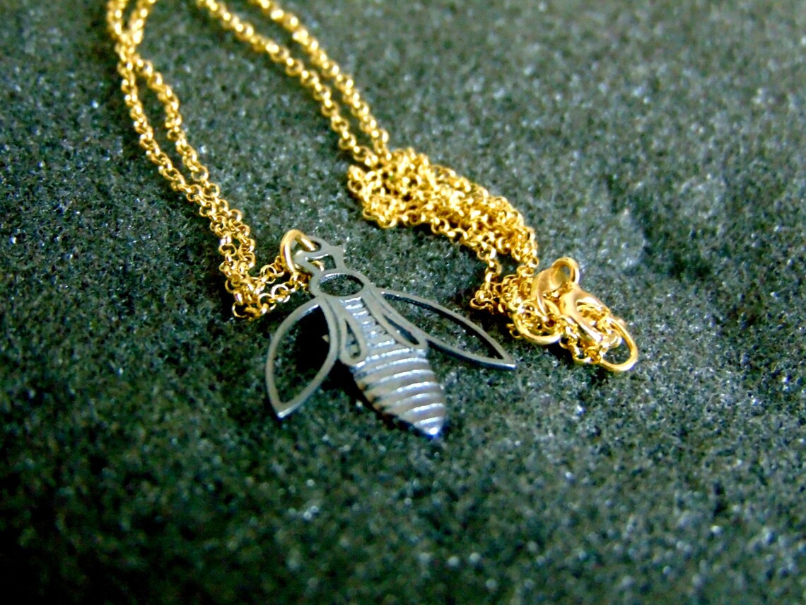 Dainty Bee Necklacehoney Bee Charm Necklace Gold Plated and - Etsy