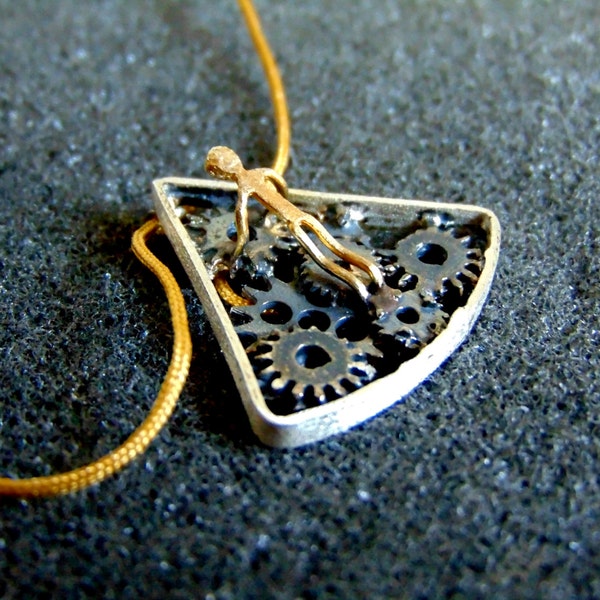 Silver Gear Necklace - Etsy