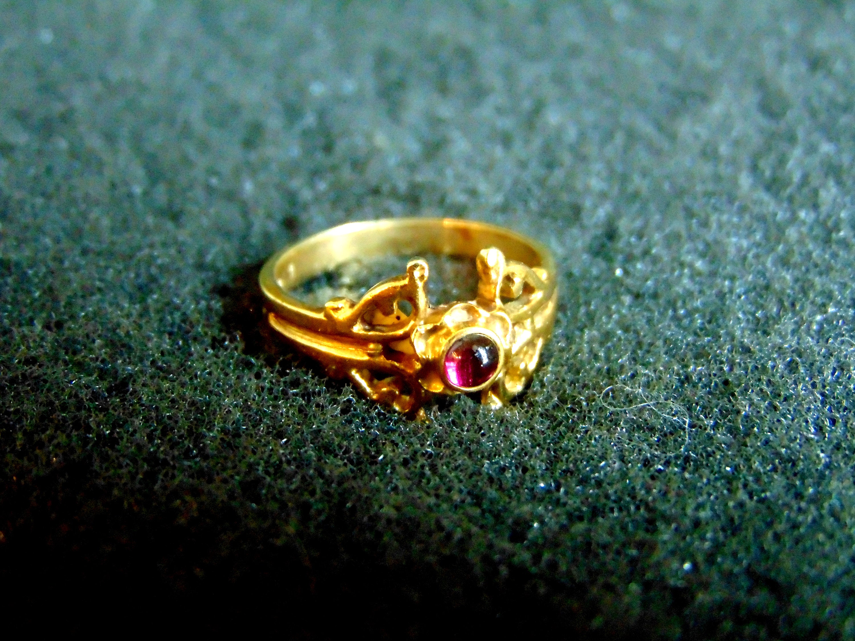 14k Gold Ring,yellow Gold 585 and Garnet Vintage Ring,women's Gold ...