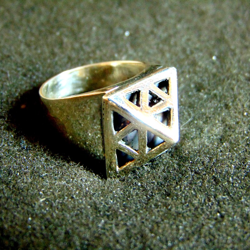 Silver Pyramid Ring - Etsy