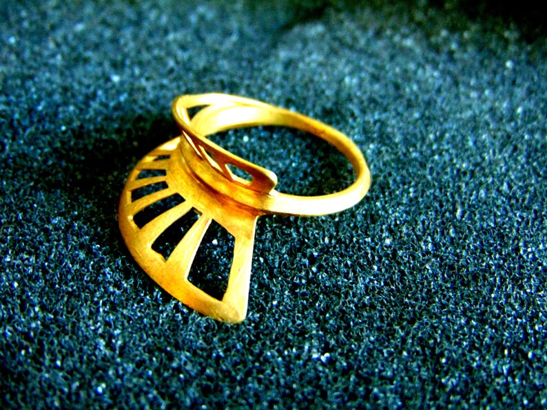 Stunning 18k Gold Minimal Women's Ring-geometric Gold - Etsy