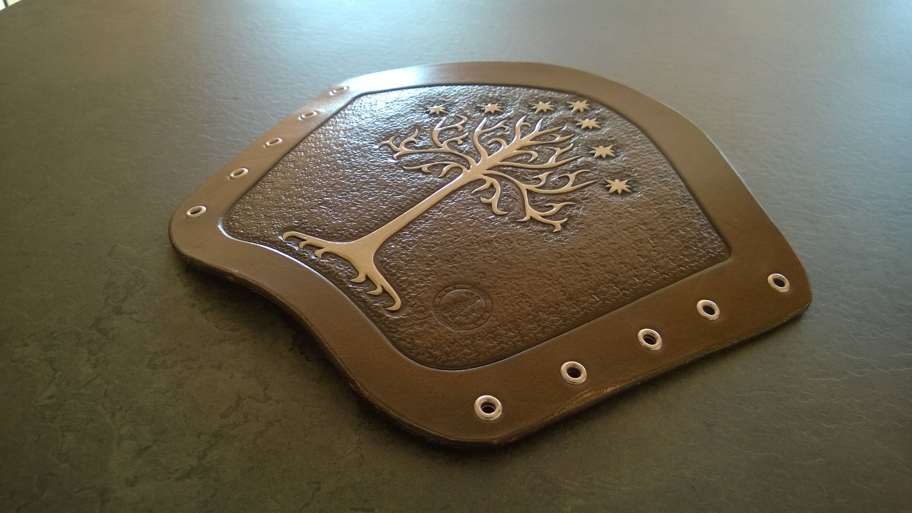Hand Carved Leather Archery Bracer, Armguard. LOTR Tree of Gondor ...