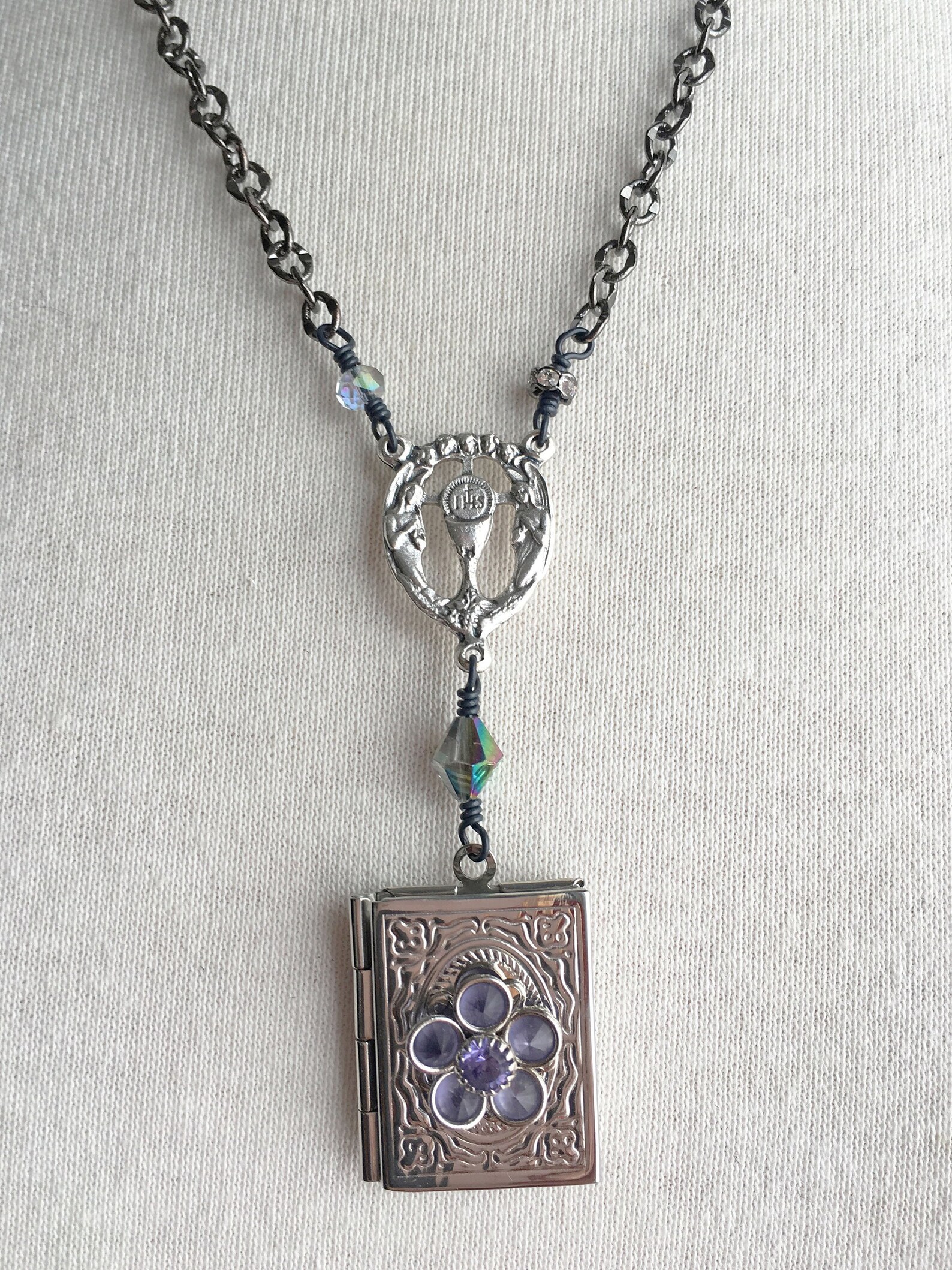 Rosary Locket Necklace Rosary Assemblage Necklace Flower - Etsy