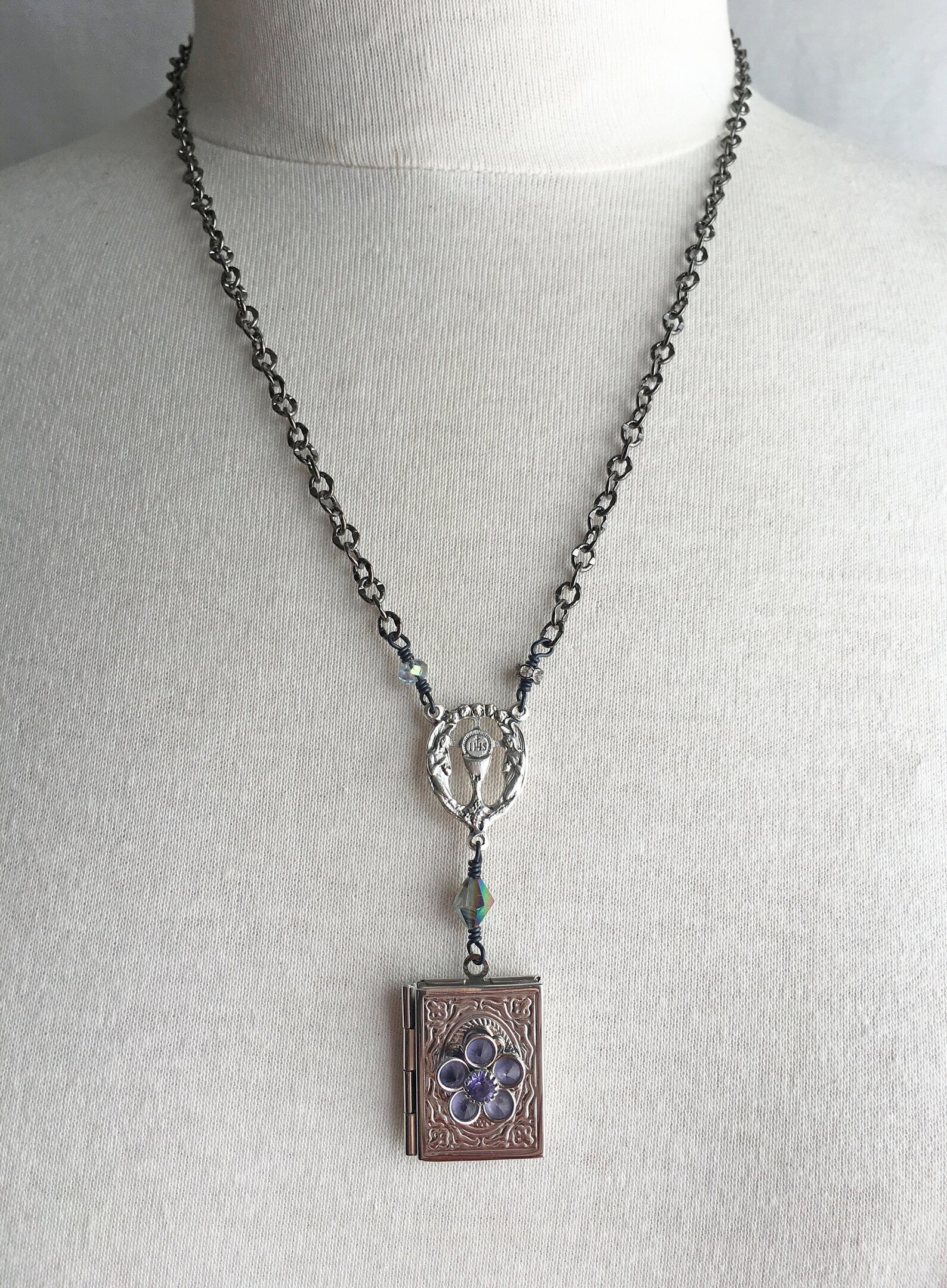 Rosary Locket Necklace Rosary Assemblage Necklace Flower - Etsy