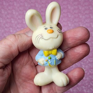 Vintage Hallmark Miniature Bunny Pair - Vintage 1976 Hallmark ...