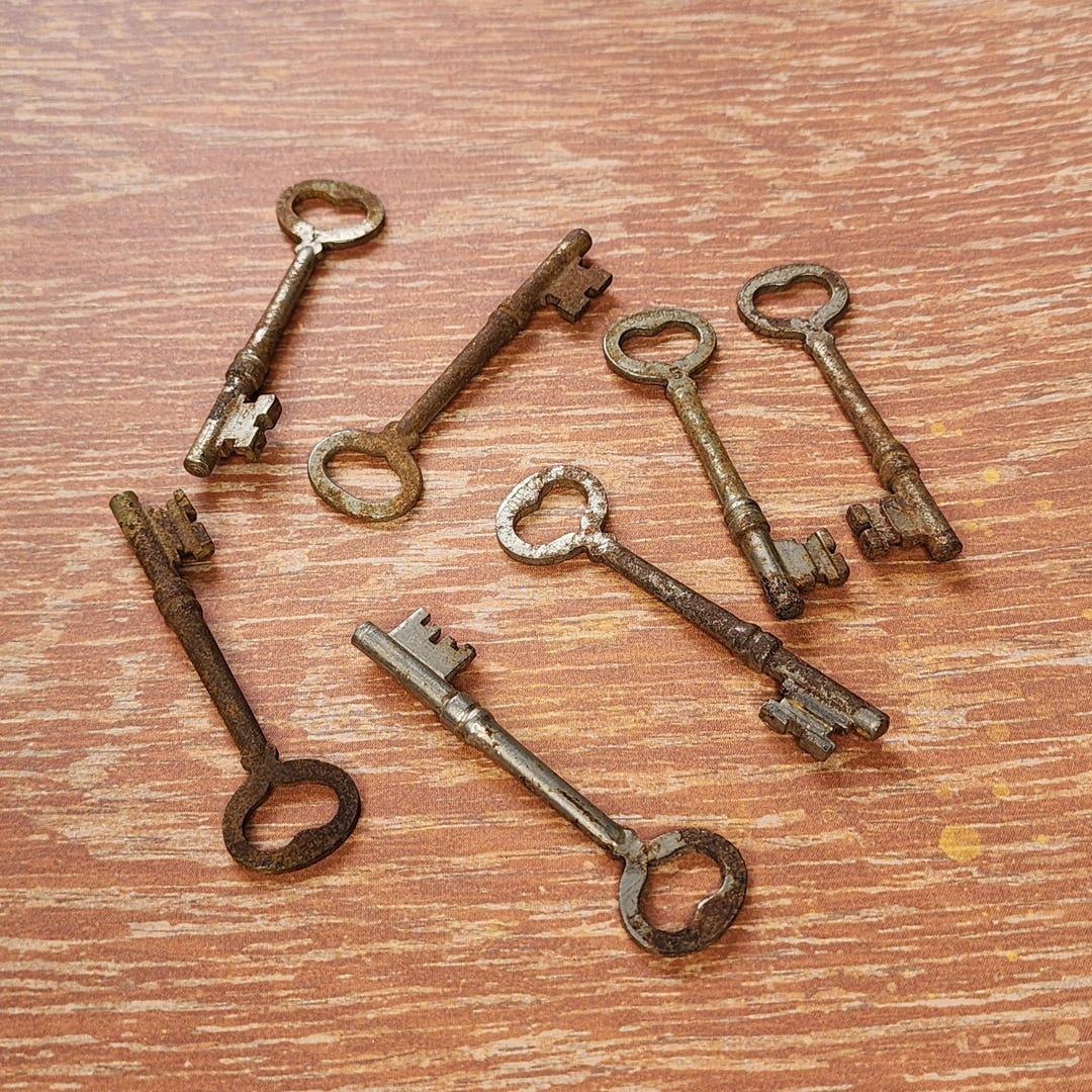 Antique Skeleton Keys Antique Door Keys Corbin Skeleton Key Assorted ...