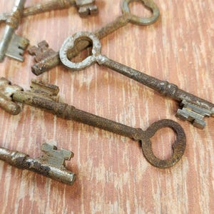 Antique Skeleton Keys Antique Door Keys Corbin Skeleton Key Assorted ...
