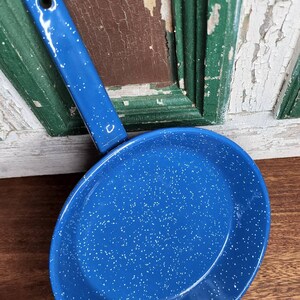 Vintage Blue Enamelware Pan Blue and White Speckled Enamel Pan Blue ...