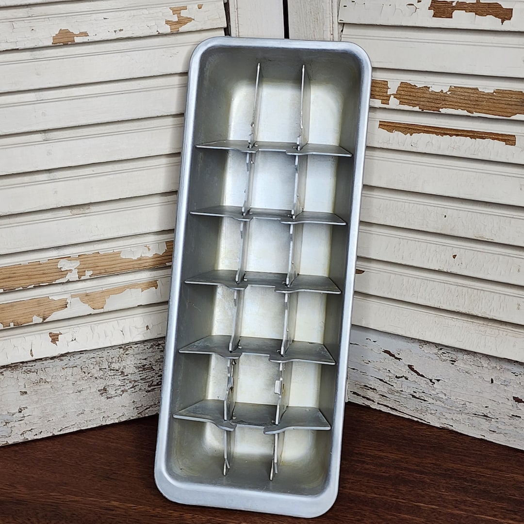 Vintage Aluminum Ice Cube Tray - Metal Ice Cube Tray - Retro Ice Tray ...