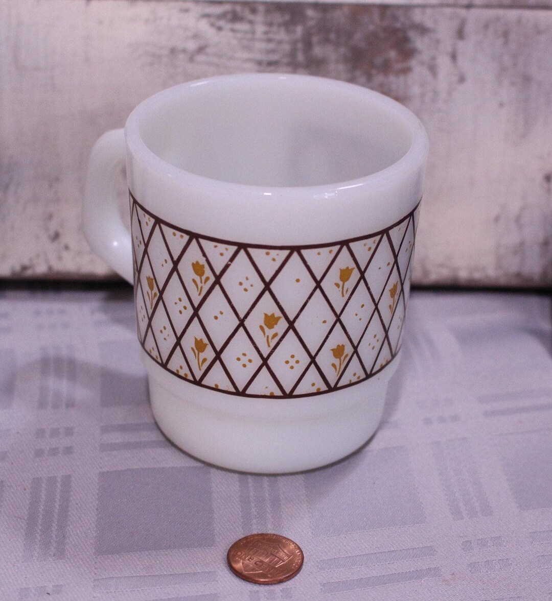 Vintage Milk Glass Termocrisa Mug, as Is - Etsy