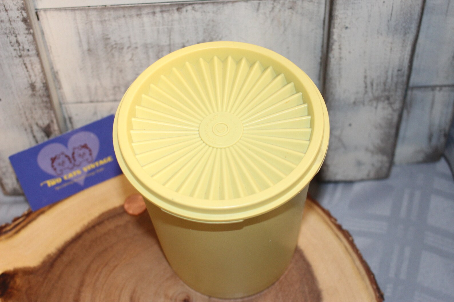 Tupperware SERVALIER Starburst Container 70s Retro Gold - Etsy
