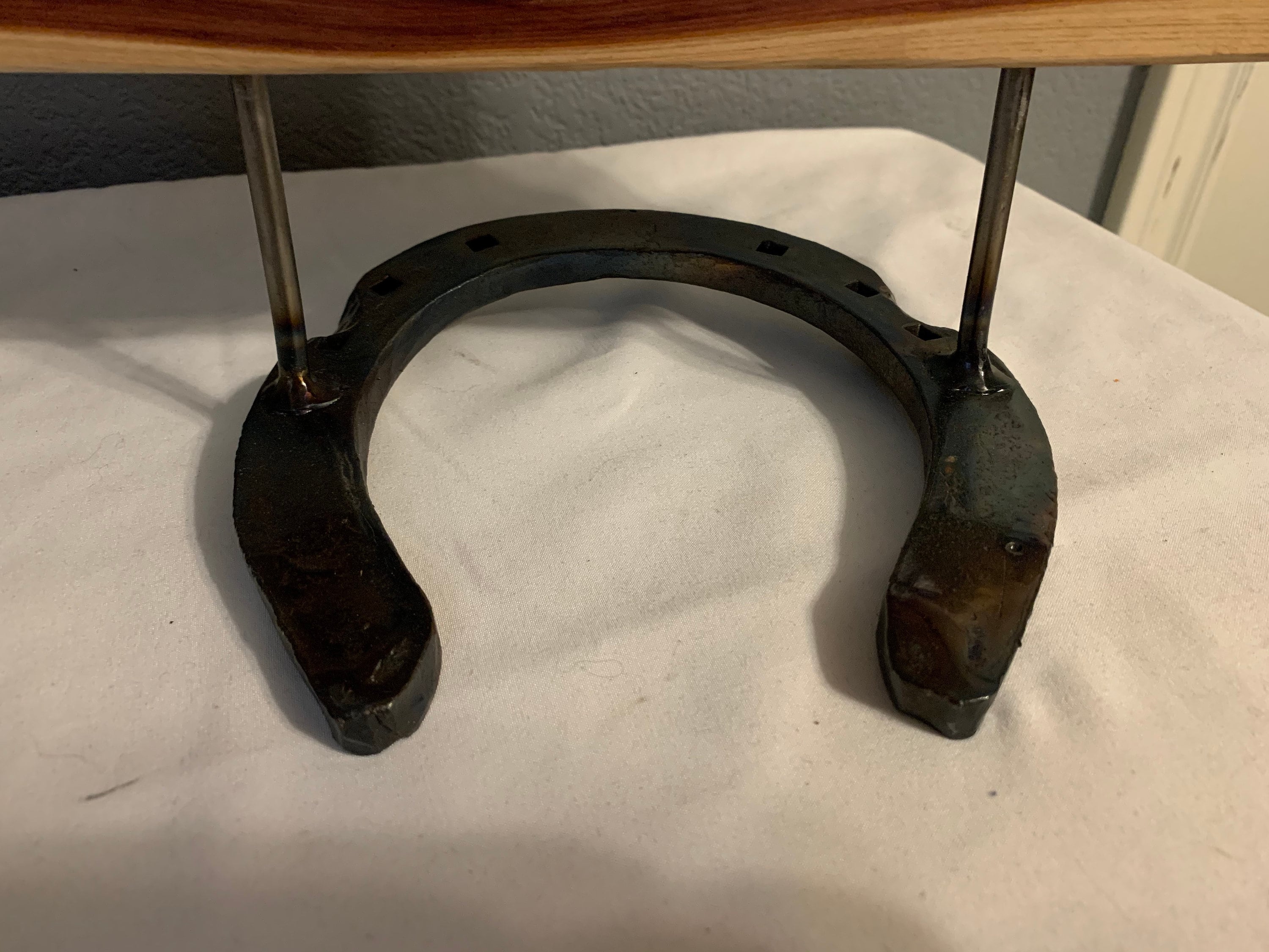 Rustic Horseshoe, Cedar Wood Peg Jewelry, Key Chain 20 Holder Display ...