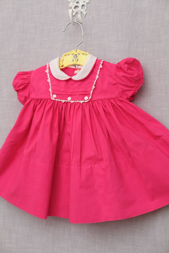 6 months: Vintage Bright Pink Baby Dress, Lace And Bu… - Gem