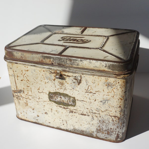 Old Tin Box - Etsy