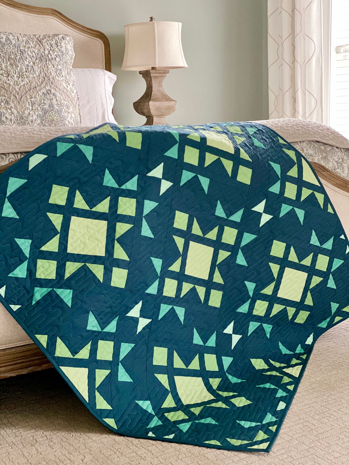 Star Blast Modern Star Quilt Pattern by Mandi Persell of Sewcial Stitch ...