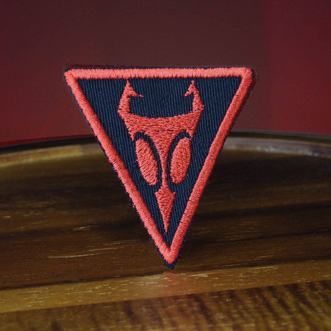 Irken Invasion Insignia - Invader Zim - Shiny Metallic Embroidered. - Etsy