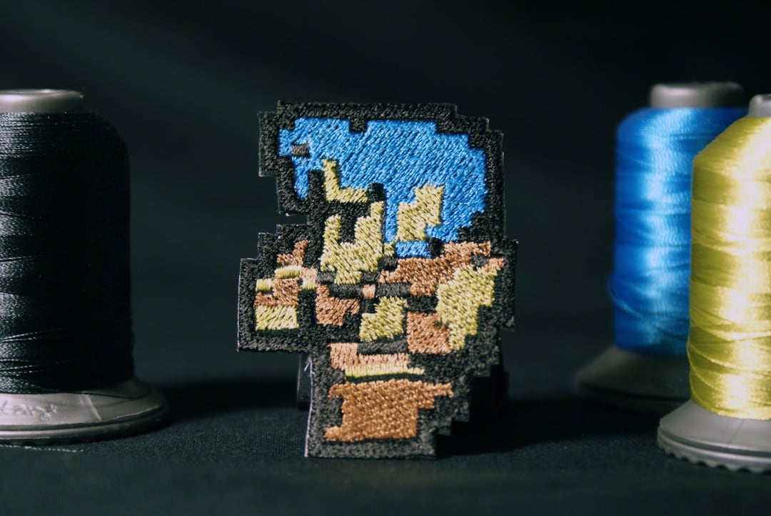 8 Bit Final Fantasy Thief Shiny Metallic Embroidery Iron on Patch. - Etsy