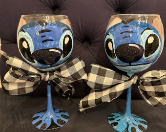 Blue Alien Wine Glass, Stitch Inspired Wine Glass, Stitch Wine Glass ...