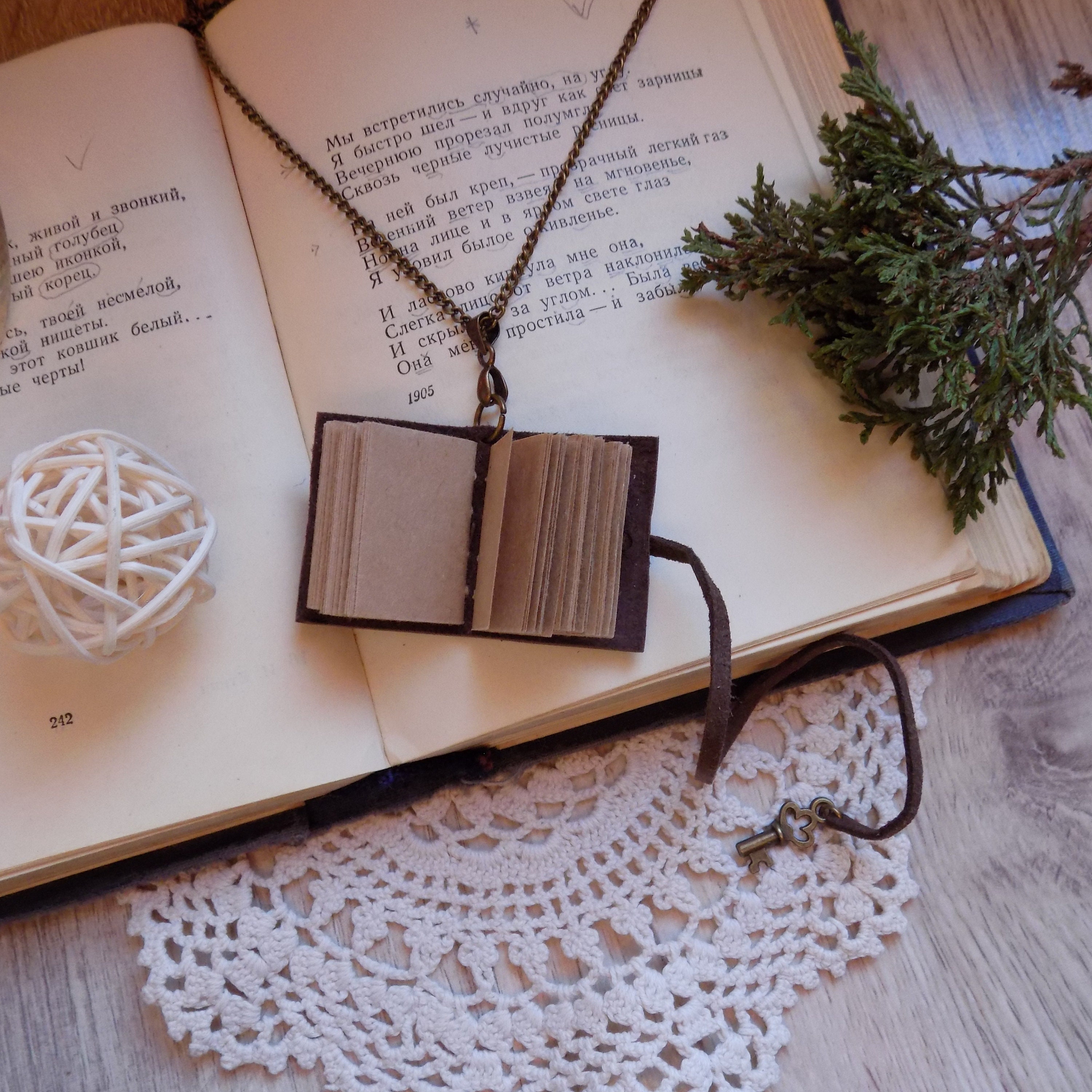 Collar de libro encuadernado colgante de diario en miniatura - Etsy México