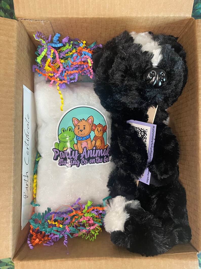 DIY Stuffed Skunk Kit: 14-16" Plush Animal, Birthday Gift - Etsy