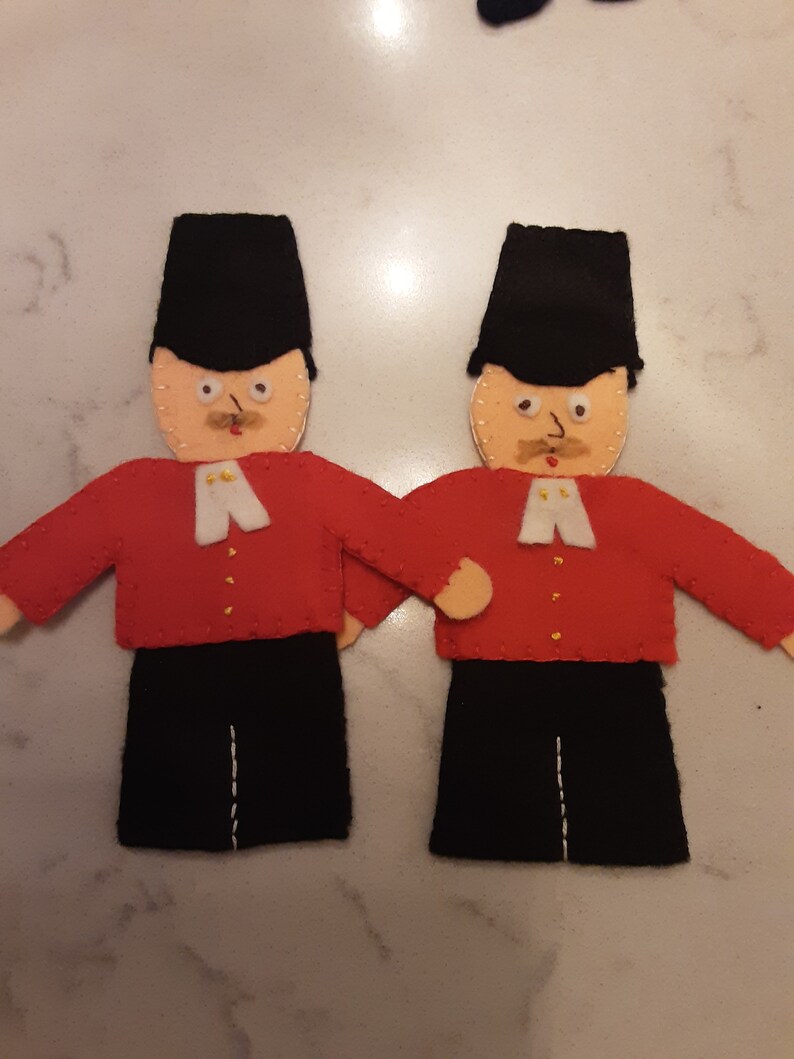 Humpty Dumpty Finger Puppets - Etsy