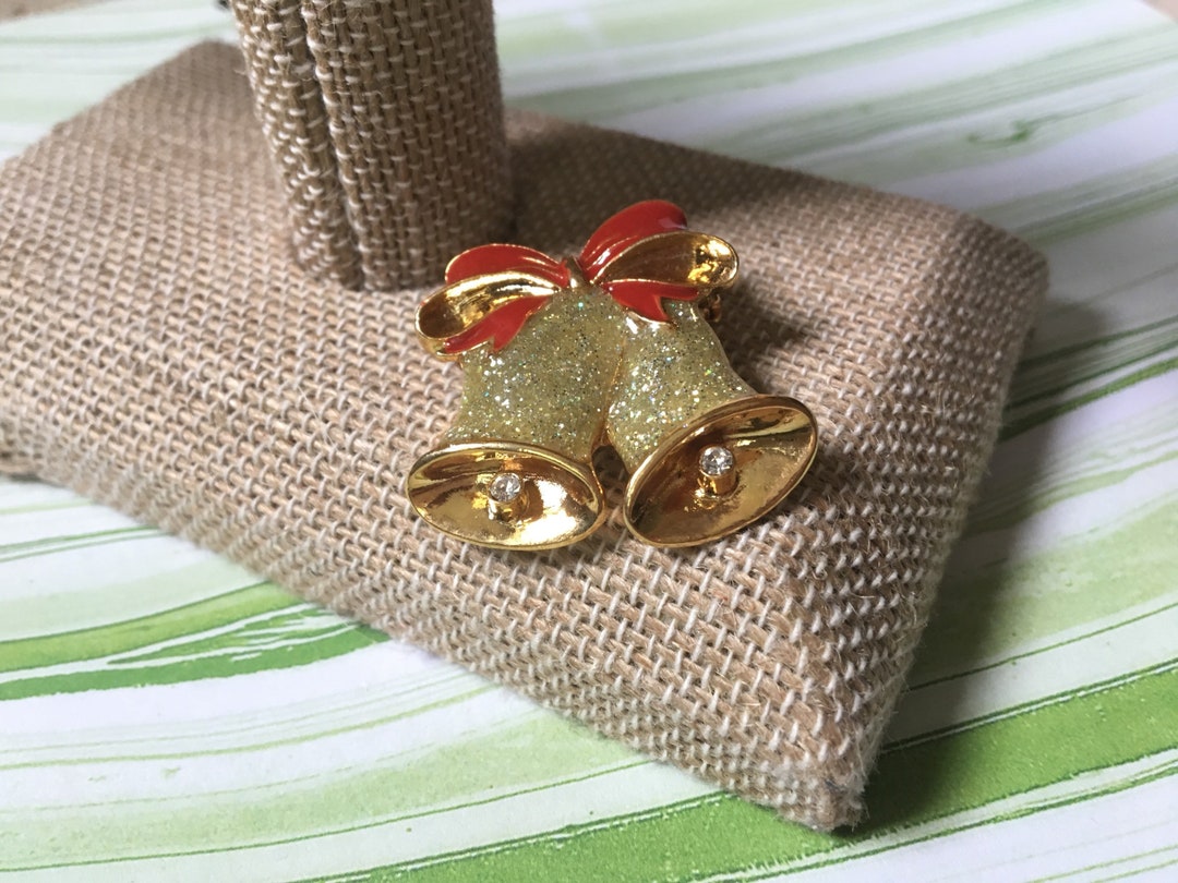 Avon Christmas Bell Brooch Vintage Gold Toned Red and Green Sparkle ...