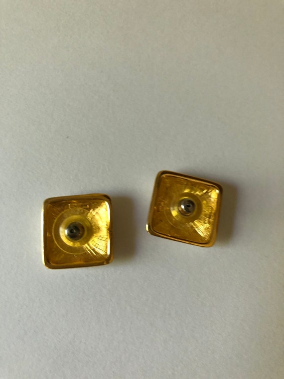 Gold Toned Metal Off White Enamel Square Earrings Vin… - Gem