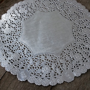 30/35/40/45 - 12" Silver Doily | Charger Plate | Metalic Lace Doily ...