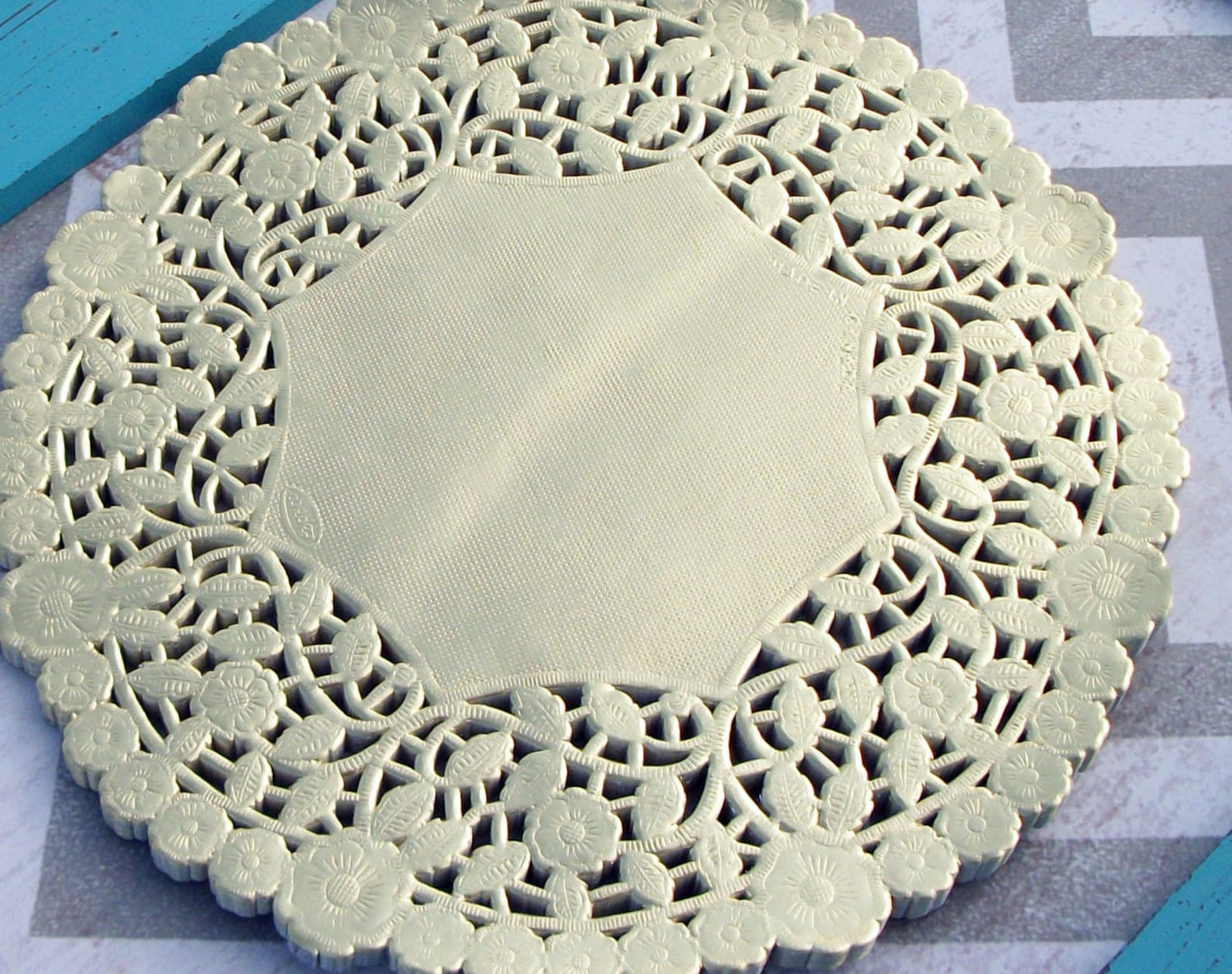 Gold Doily 8 Inch Gold Lace Foil Doilies Fancy | Etsy