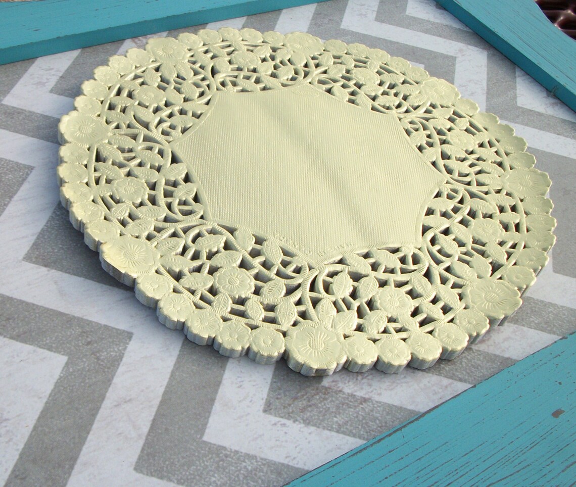 Gold Doily | 10" Inch Gold Lace Foil Doilies | Fancy French Lace Doily ...