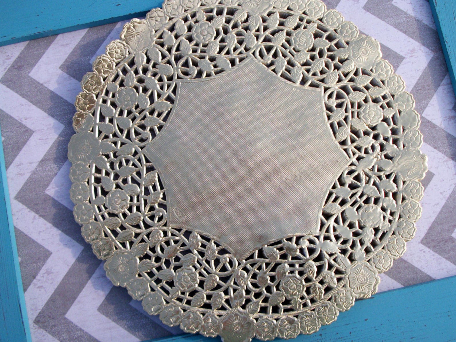 Gold Doily 10 Inch Gold Lace Foil Doilies Fancy - Etsy