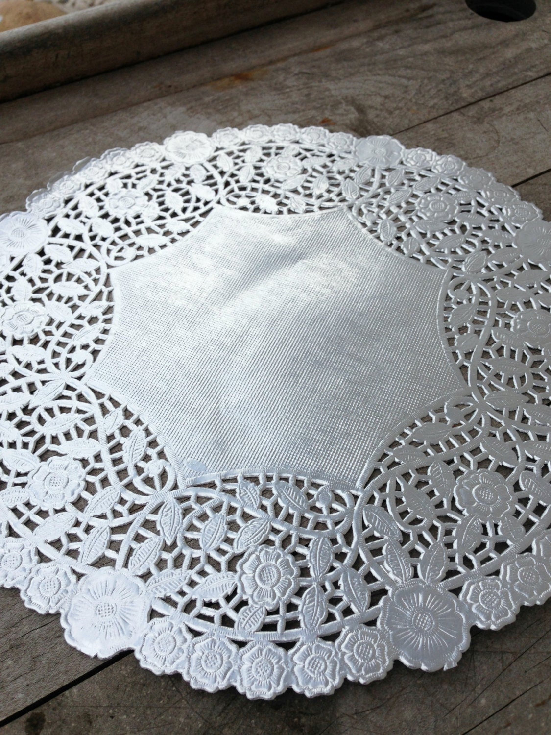 Sample of 1 Silver Doily | 12" Inch Silver Lace Foil Doilies | Fancy ...