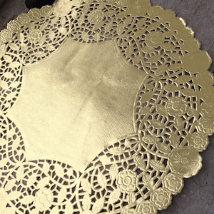 Gold Doily | 12" Inch Gold Lace Foil Doilies 300-370 | Wedding Place ...